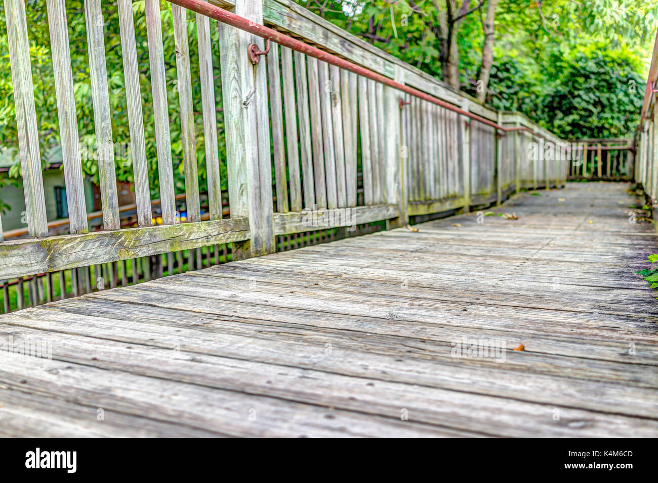 Wooden ramp hi-res stock photography and images - Alamy