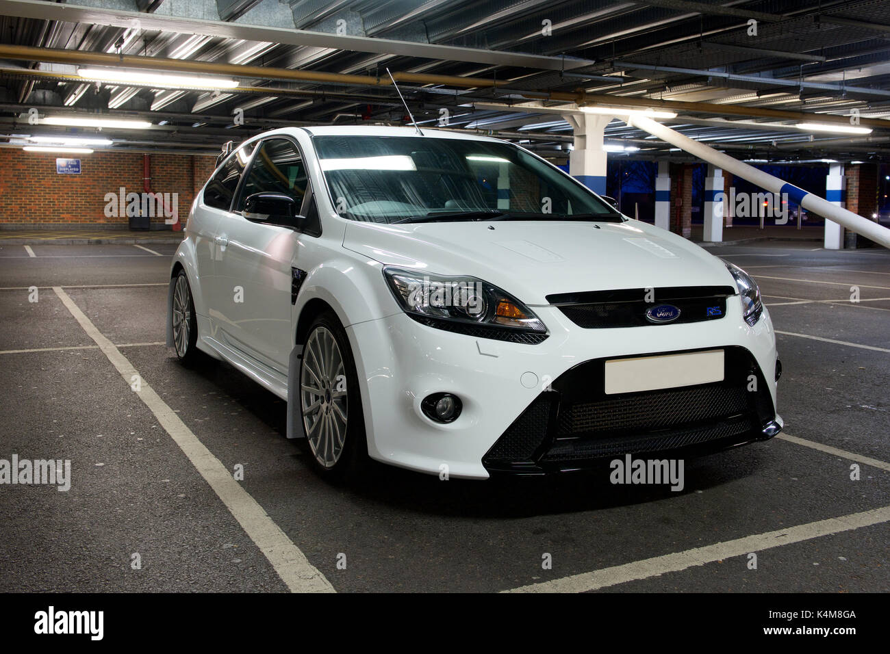 White Ford Focus RS in an underground car park Stock Photo - Alamy