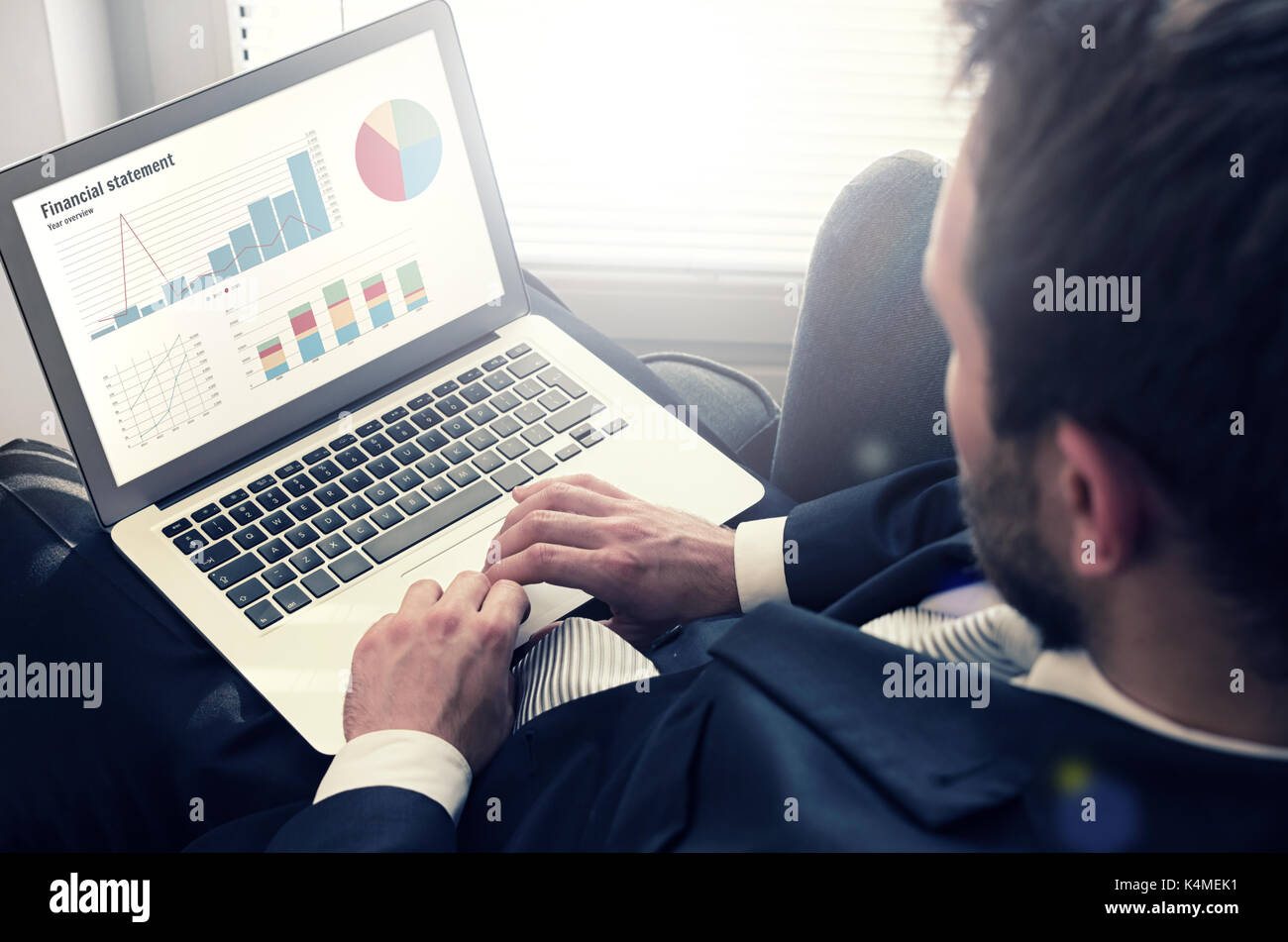 Diagrams hi-res stock photography and images - Alamy