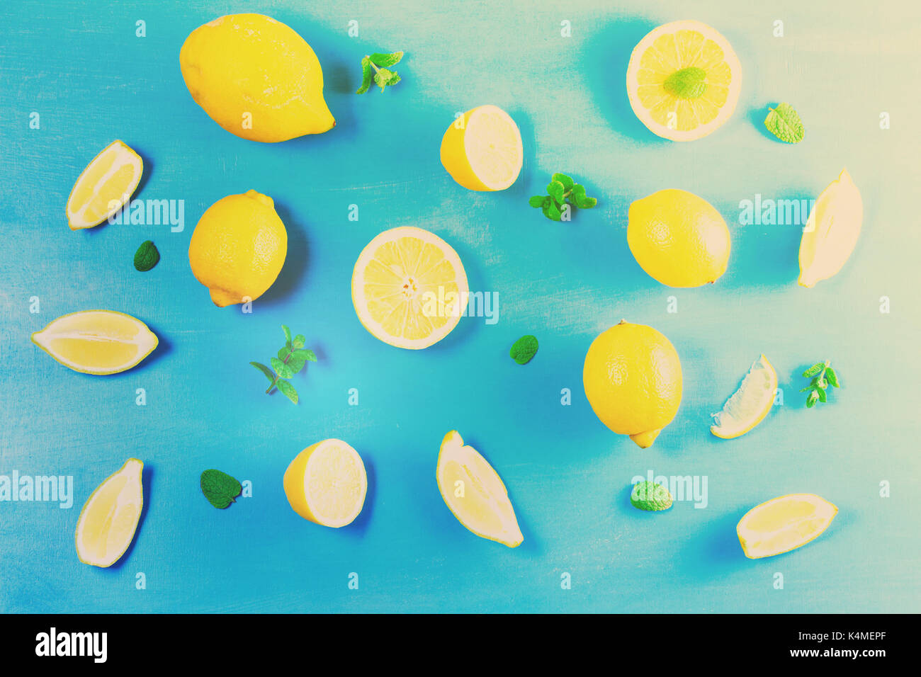 Fresh lemon fruits Stock Photo - Alamy