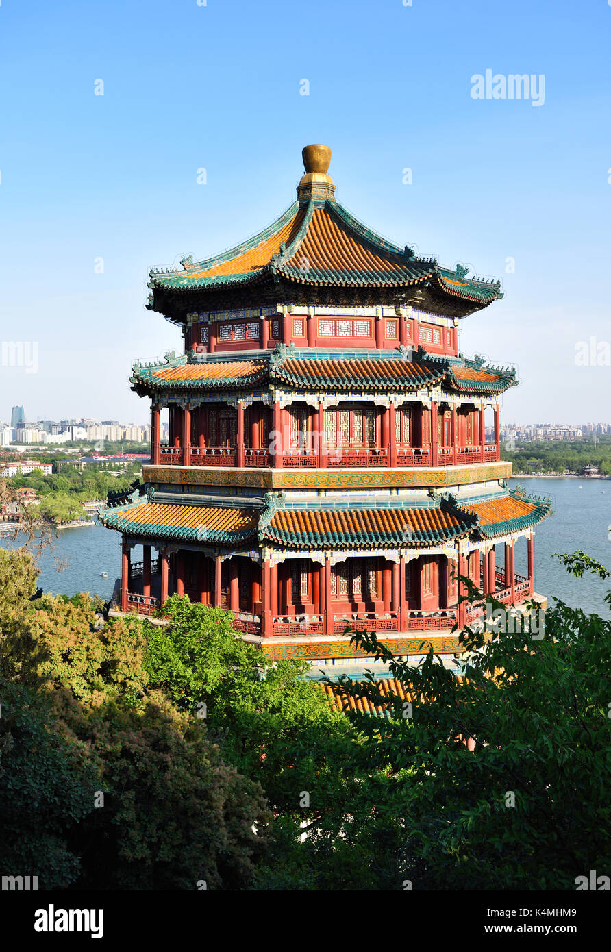 China beijing summer palace temple hi-res stock photography and images ...