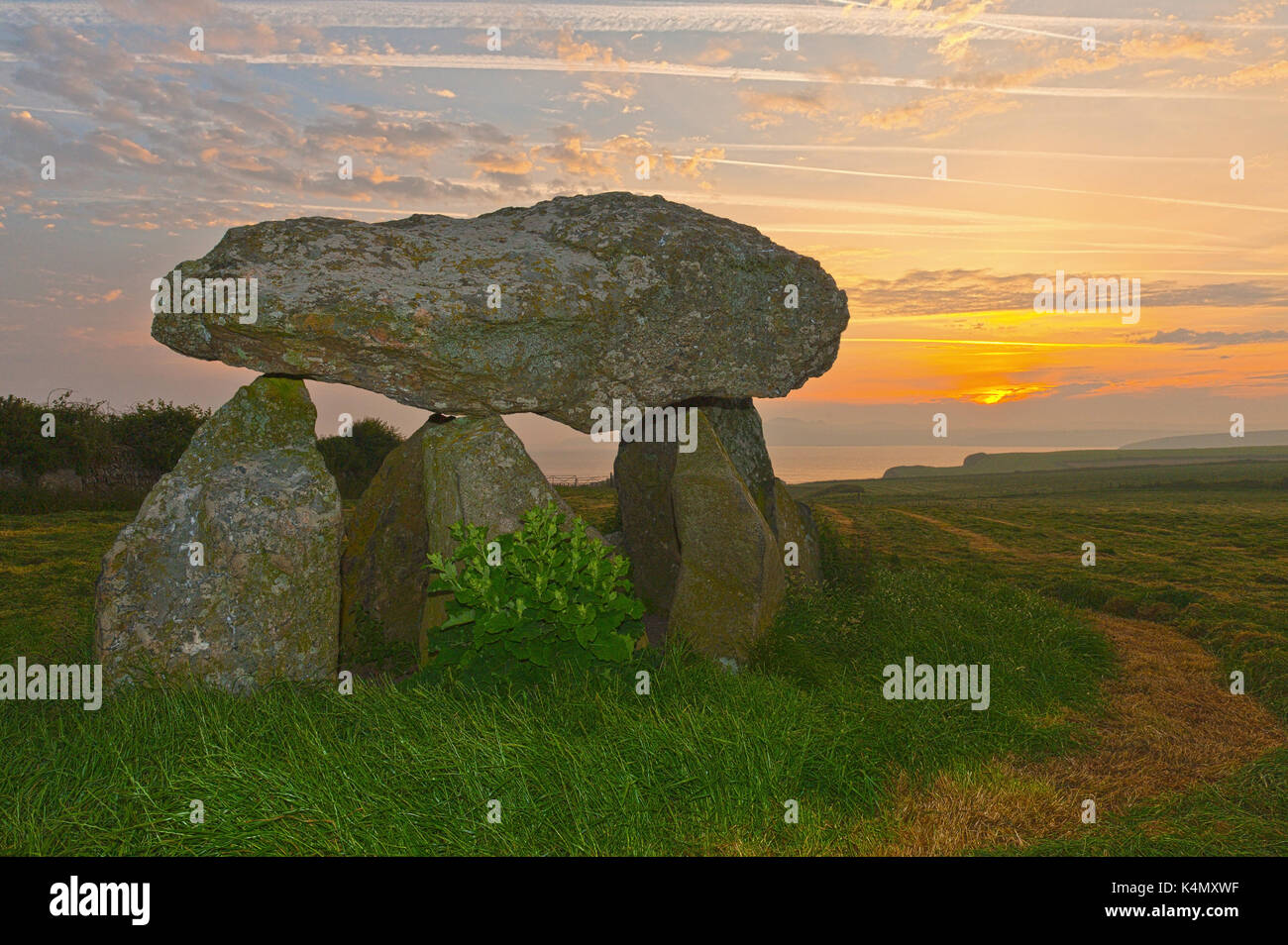 Carreg Samson Dolmen at sunrise, Abercastle, Pembrokeshire, Wales ...