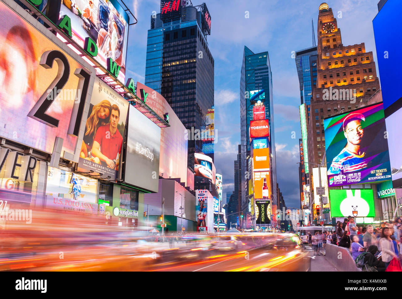 Light up billboards High Resolution Stock Photography and Images - Alamy