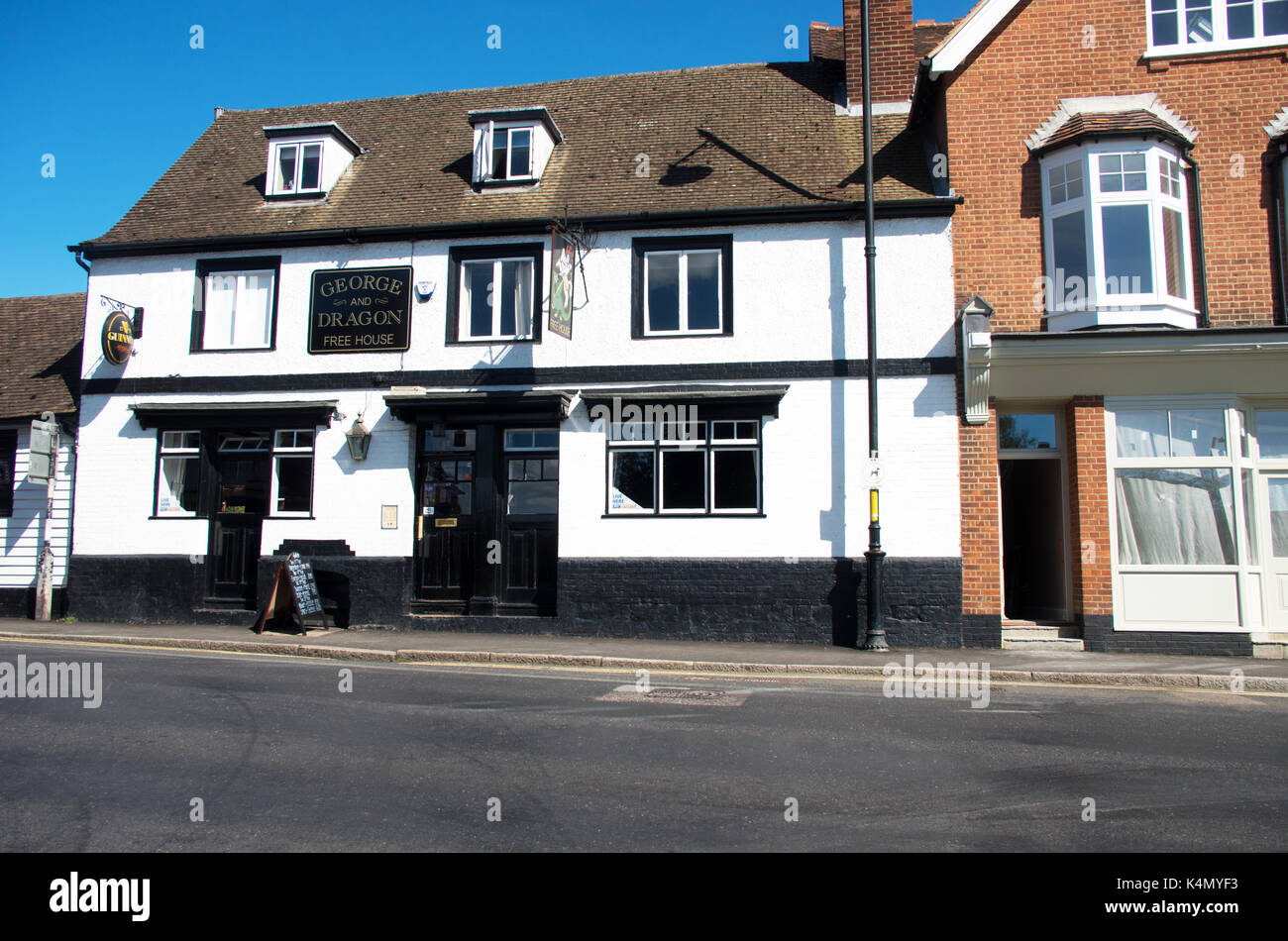 Pub whitstable hi-res stock photography and images - Alamy