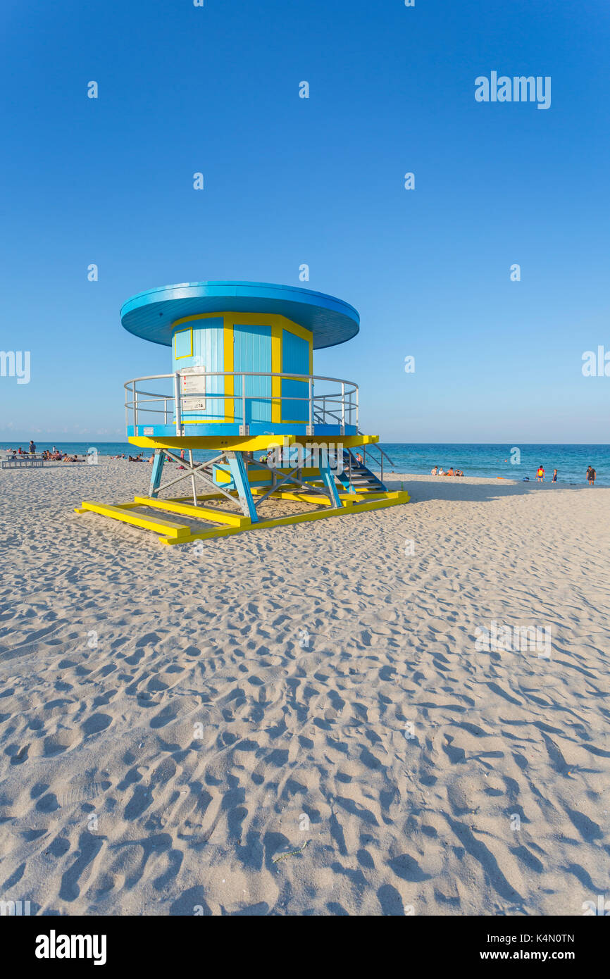 Colourful Lifeguard station on South Beach and the Atlantic Ocean ...