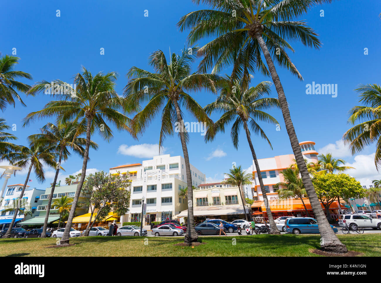 Art deco architecture miami beach hi-res stock photography and images ...