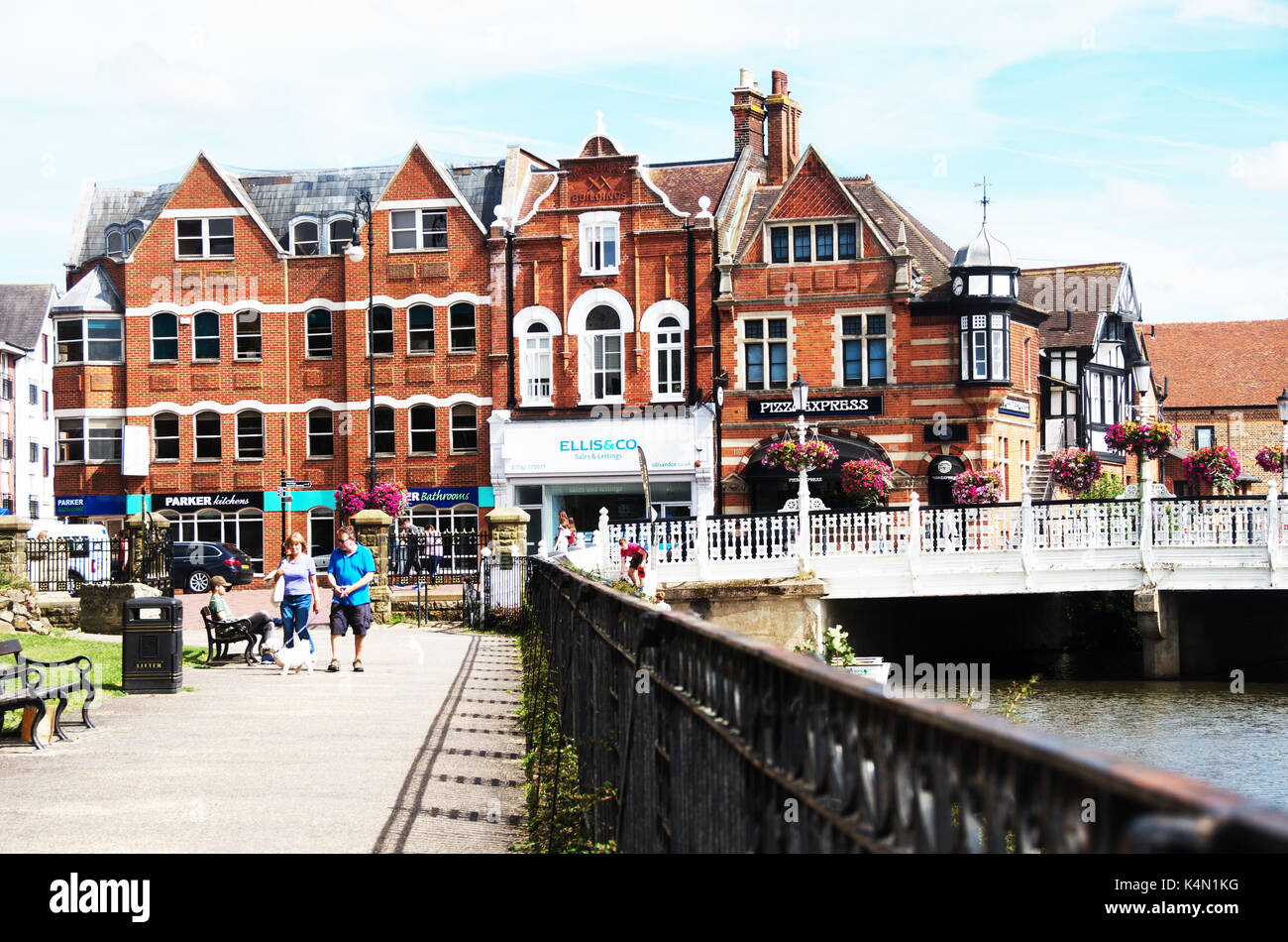 Tonbridge river medway hi-res stock photography and images - Alamy