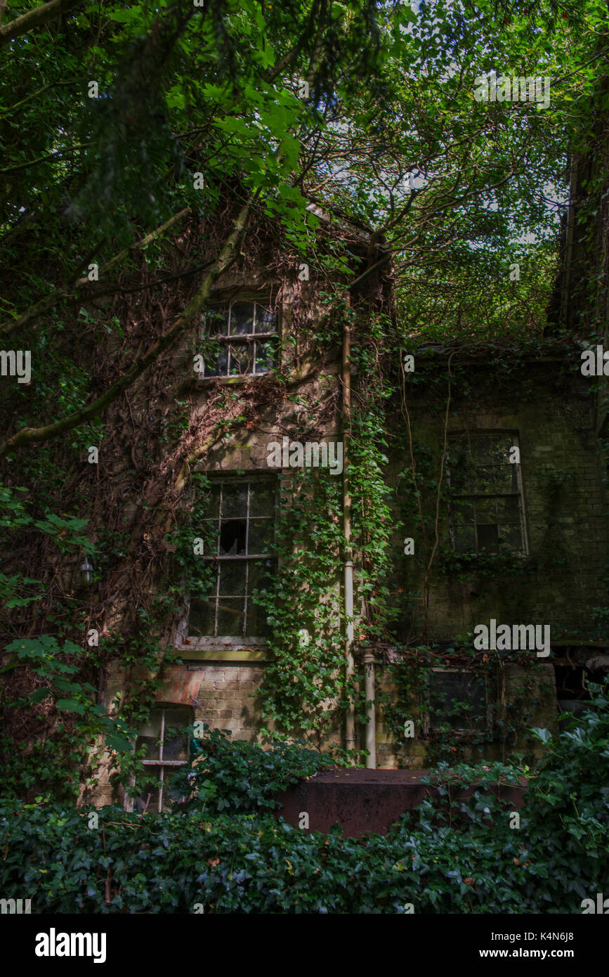 Rampton cambridgeshire hi-res stock photography and images - Alamy