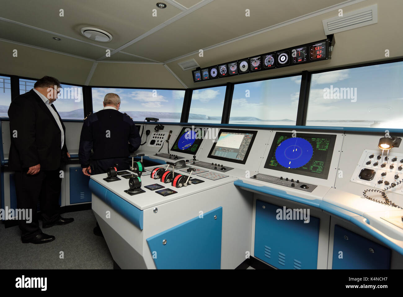 Marine navigation simulator control hi-res stock photography and images ...