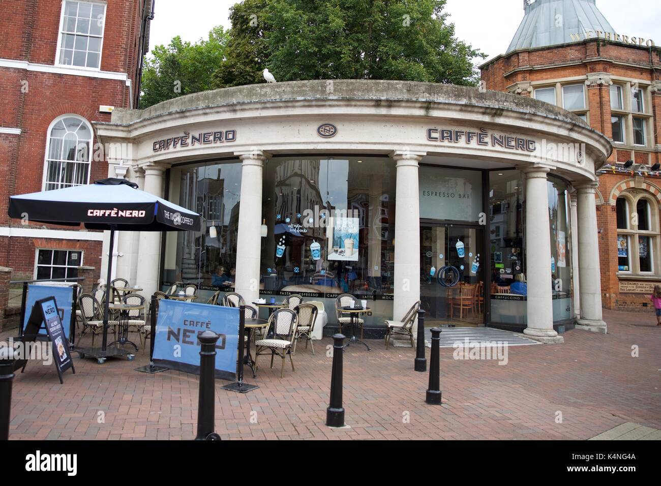 Caffe Nero coffee shop in Poole Stock Photo - Alamy