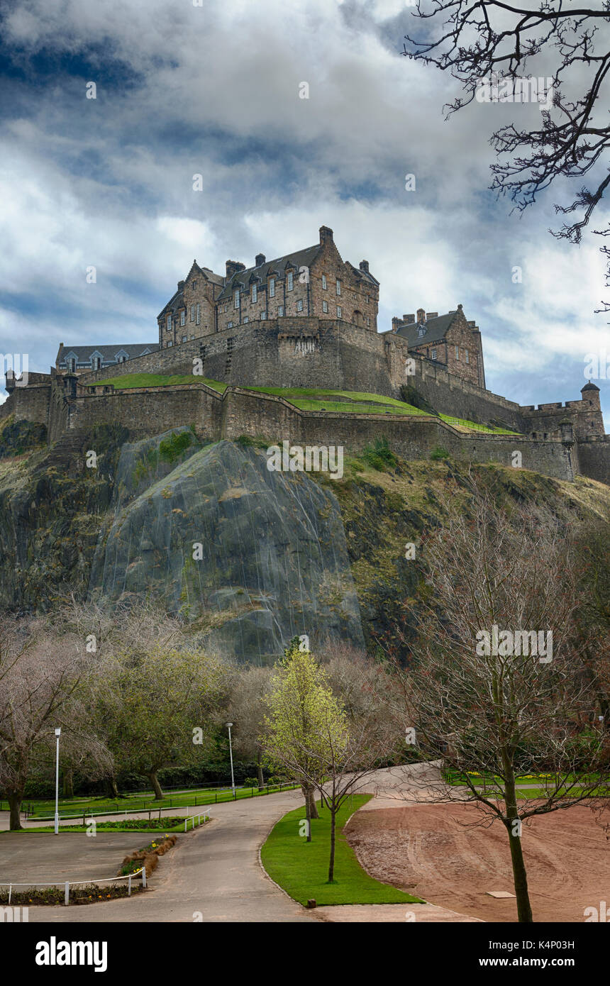Edinburgh castle on a cloudy day, Scotland Stock Photo - Alamy