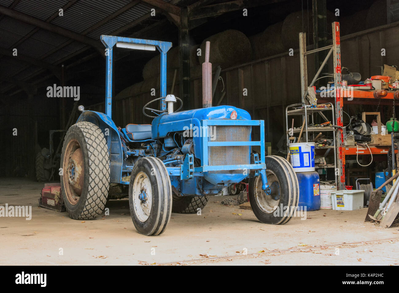 Ford dexta hi-res stock photography and images - Alamy