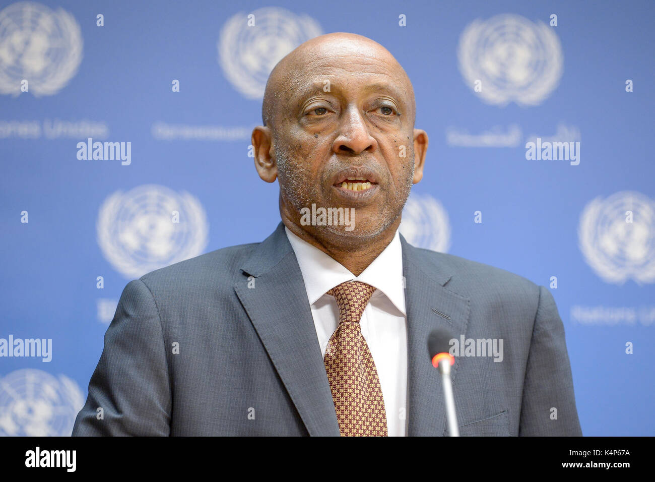 Regional humanitarian coordinator hi-res stock photography and images ...