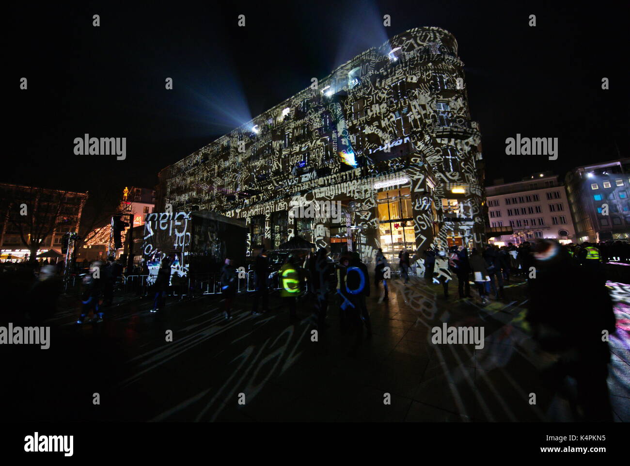 Light installation around the cologne cathedral, words and facades ...