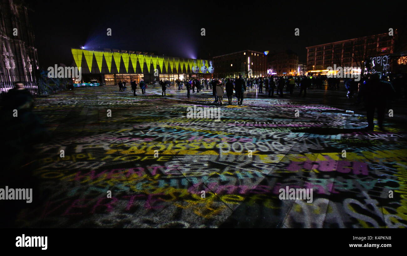 Light installation around the cologne cathedral, words and facades ...