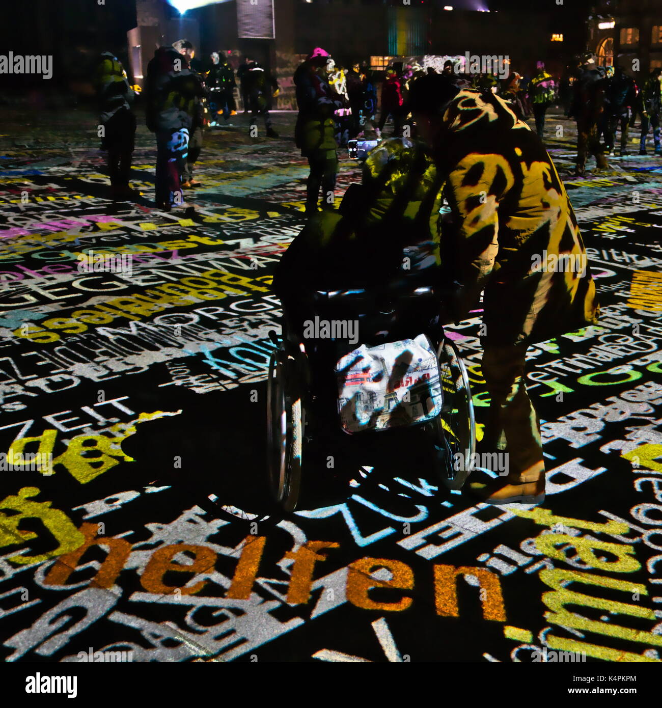 Light installation around the cologne cathedral, words and facades ...