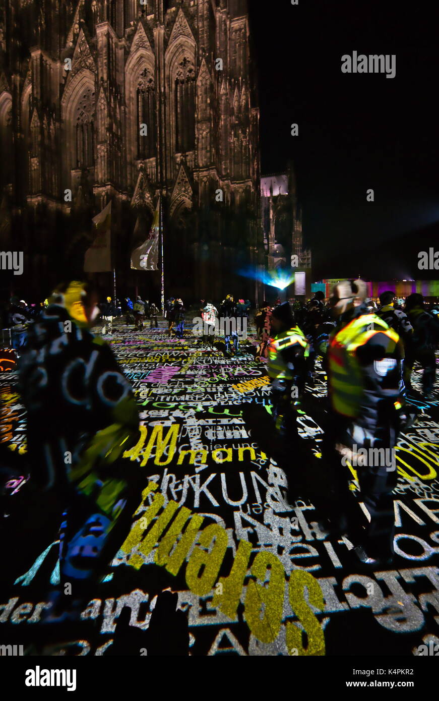Light installation around the cologne cathedral, words and facades ...