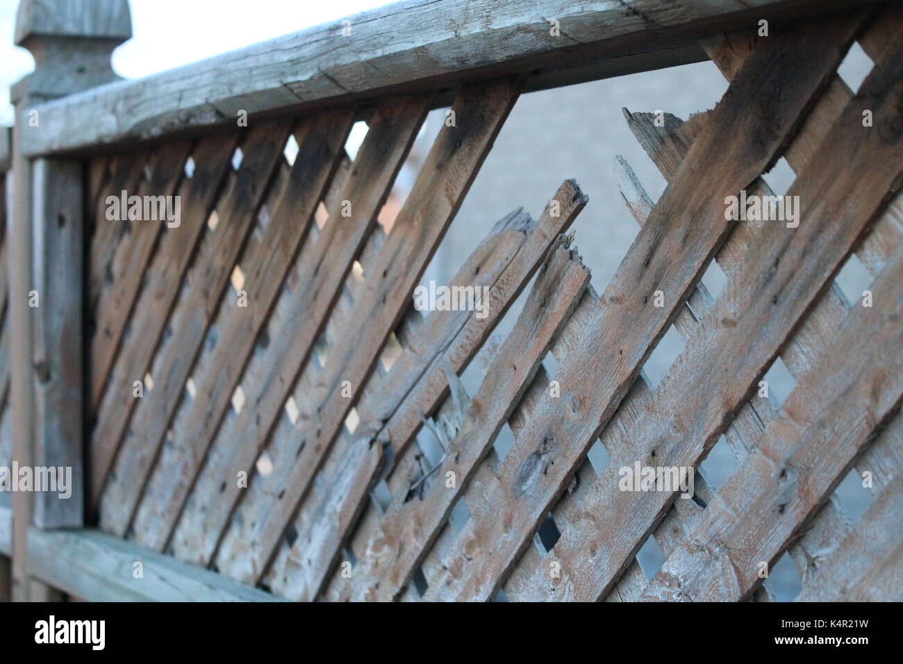 Broken garden fence hi-res stock photography and images - Alamy