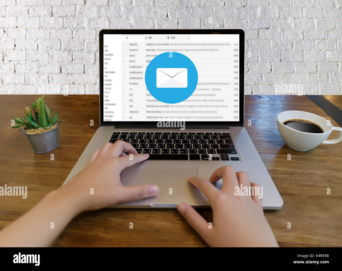 Mail Communication Connection message to mailing contacts phone Global ...