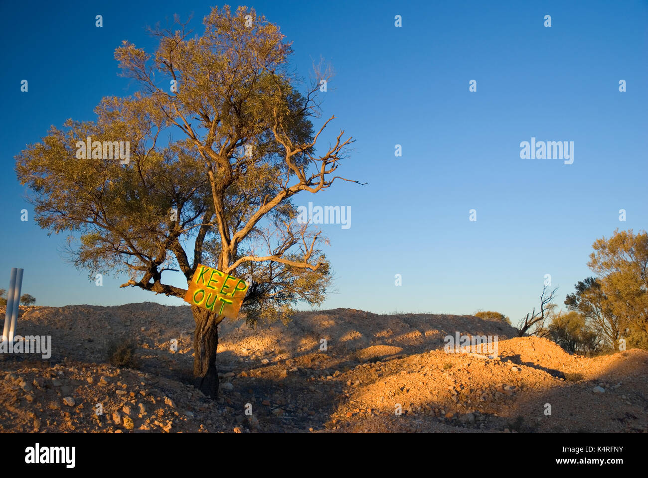 Yowah opal field Stock Photo - Alamy