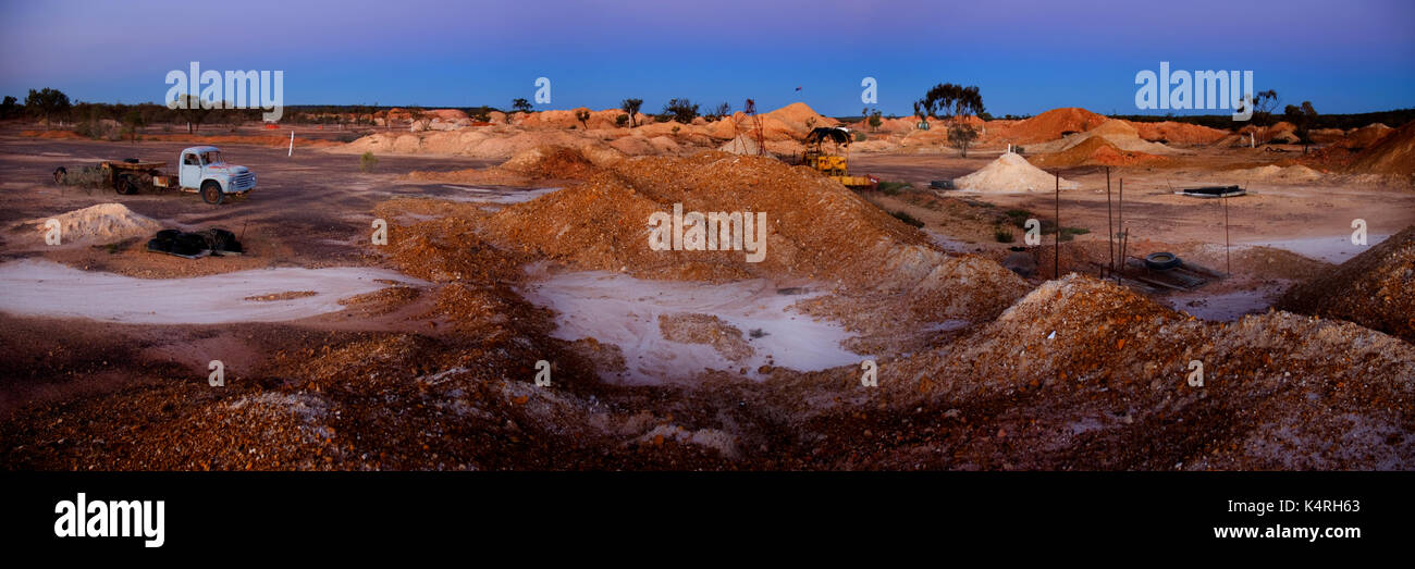 Opal field hi-res stock photography and images - Alamy