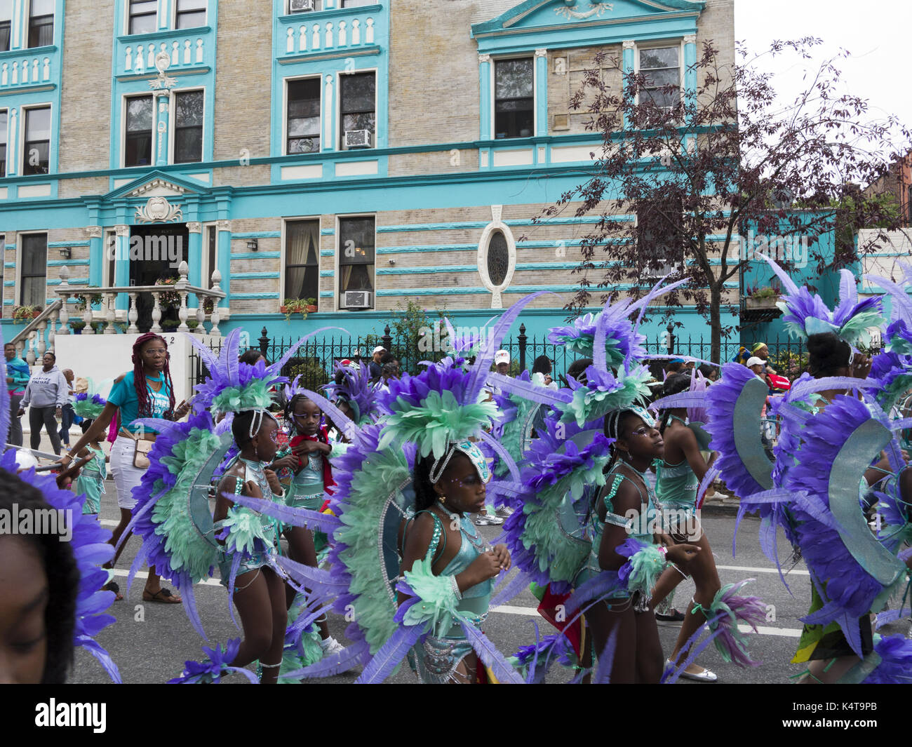 Brooklyn, USA. 2nd September, 2017. Costumed girls march in the 50th ...