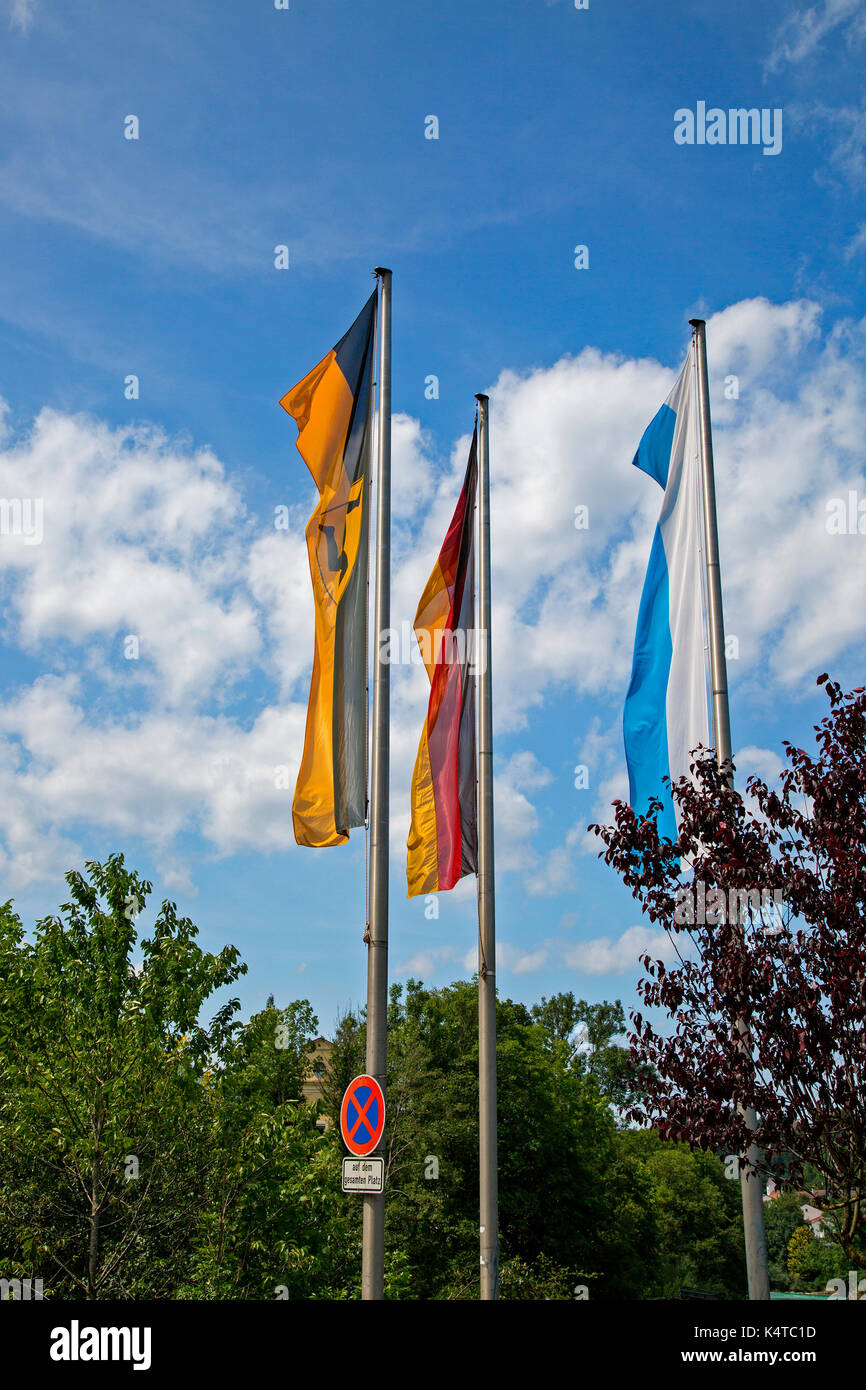 German clearway sign hi-res stock photography and images - Alamy
