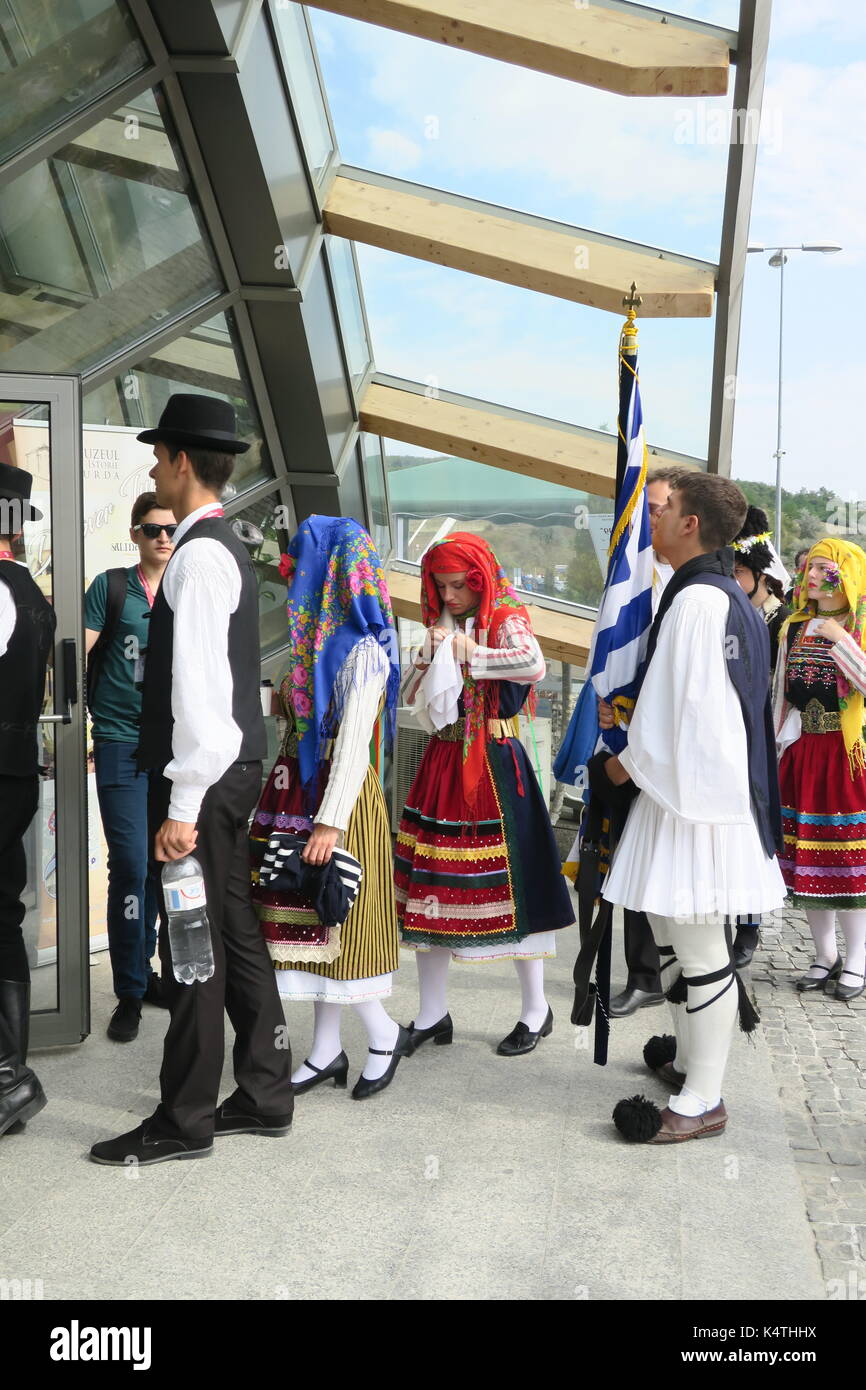 Fustanella clothing hi-res stock photography and images - Alamy