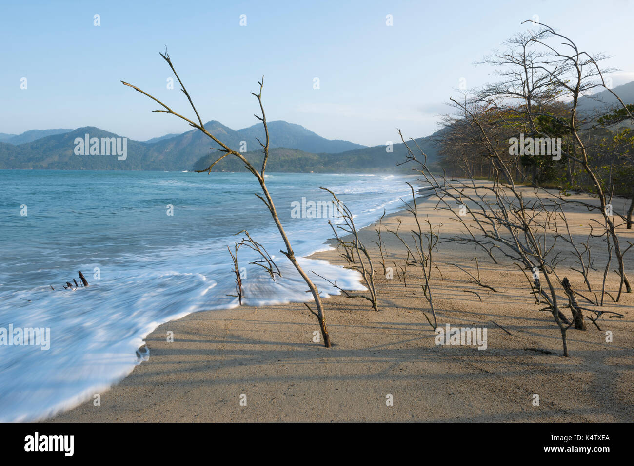 Castelhanos Beach at Ilhabela, São Paulo, Brazil Stock Photo - Alamy
