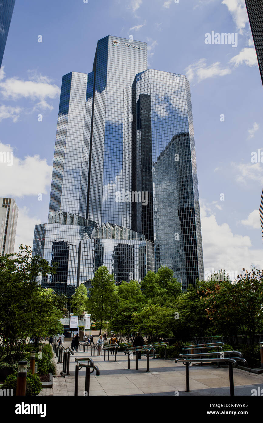 Tour total hi-res stock photography and images - Alamy