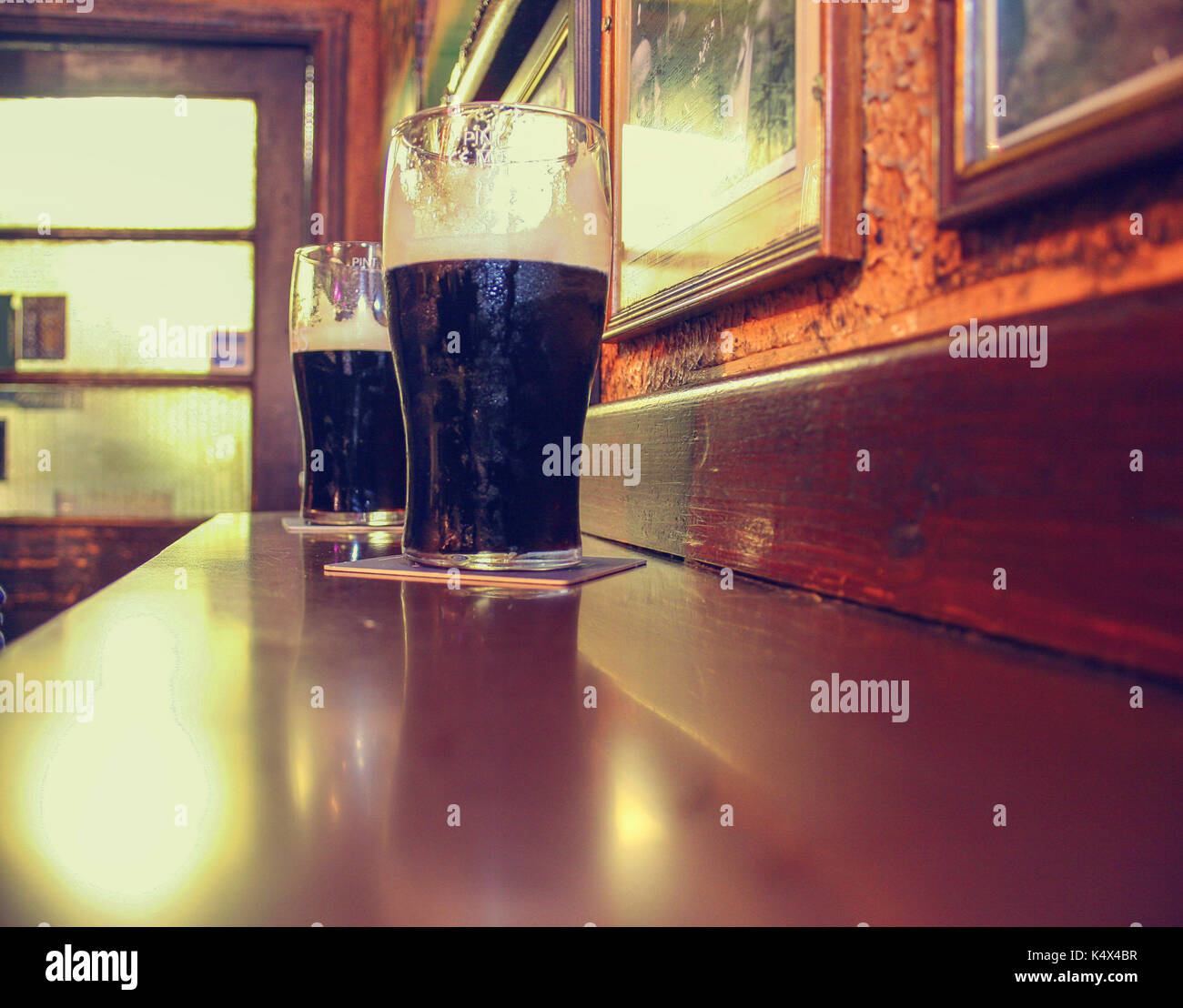 Half pint guinness hi-res stock photography and images - Alamy