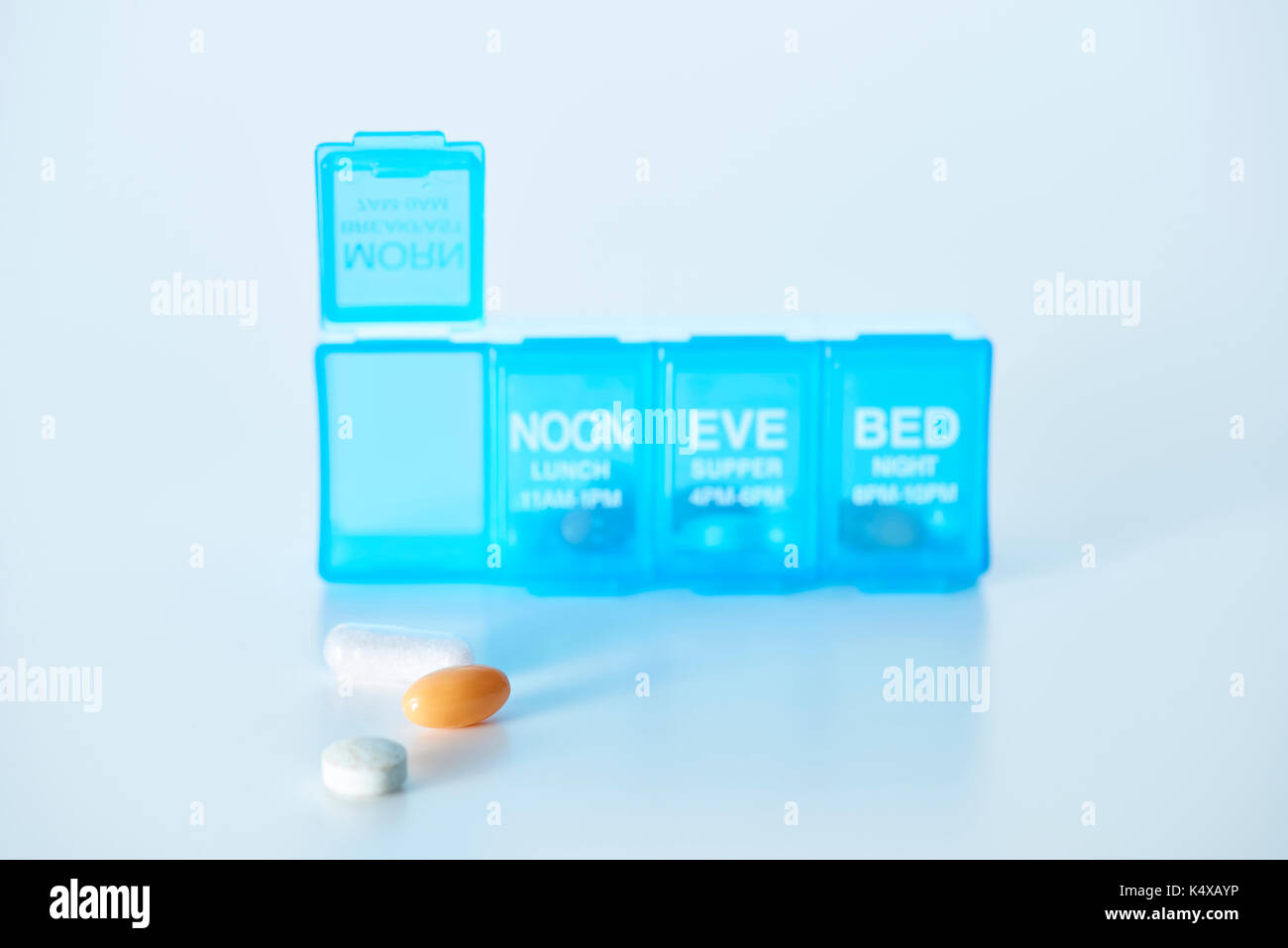 Pill case hi-res stock photography and images - Alamy