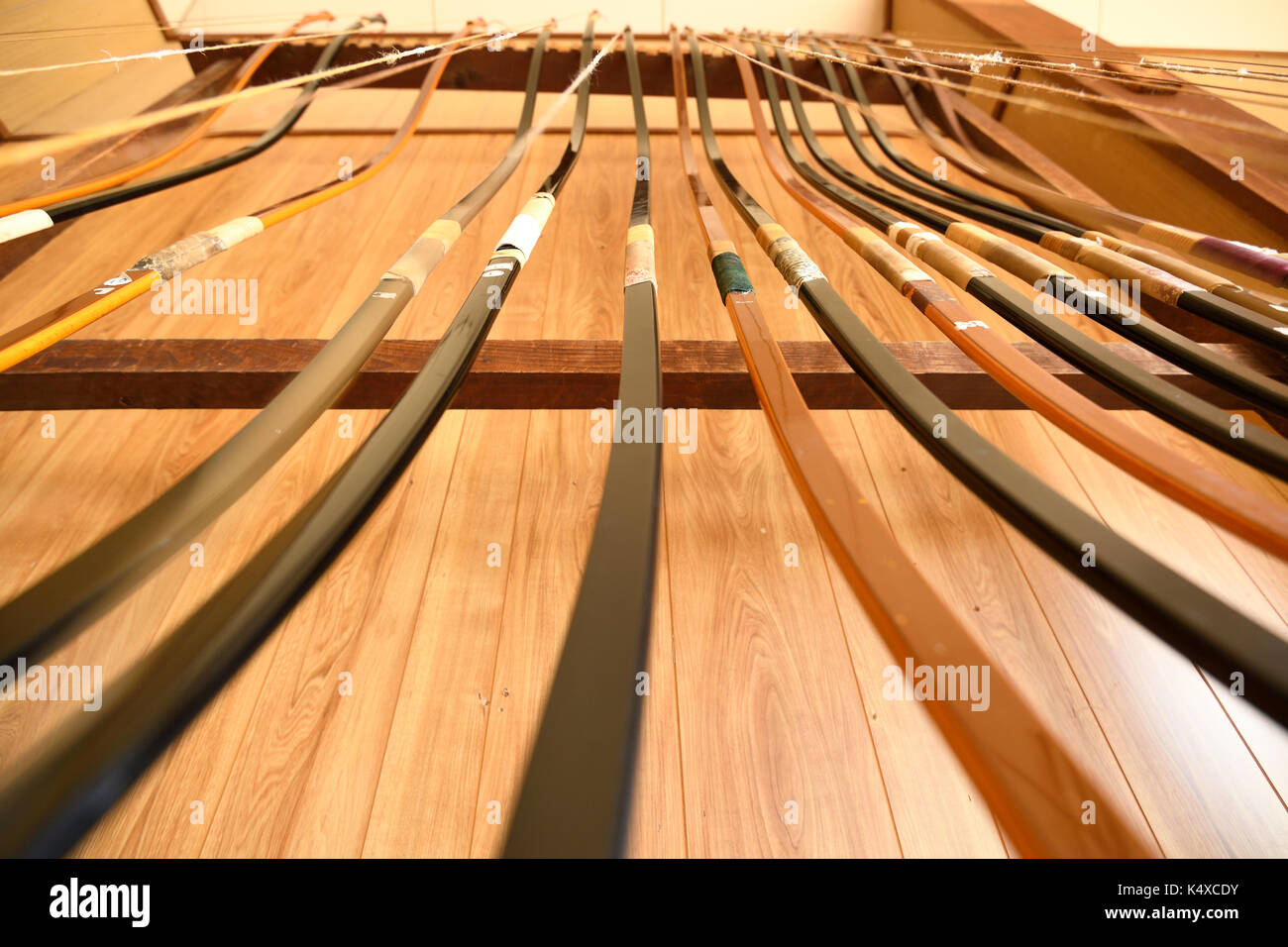 Japanese bow hi-res stock photography and images - Alamy