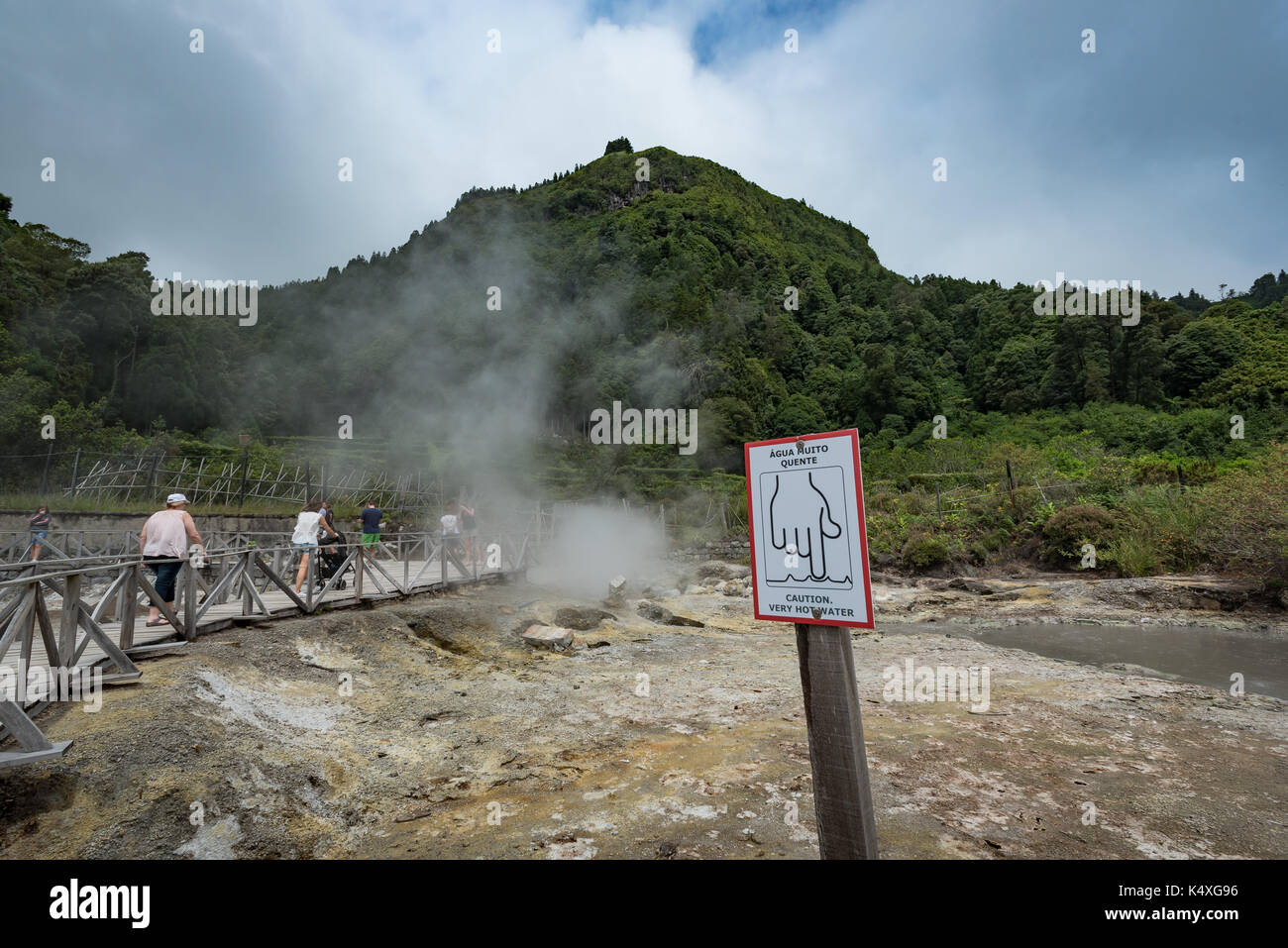 Fumarolas da lagoa das furnas hi-res stock photography and images - Alamy