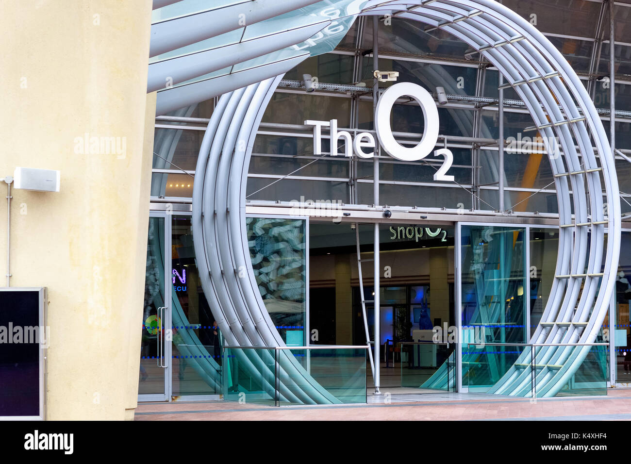 The o2 arena entrance hi-res stock photography and images - Alamy