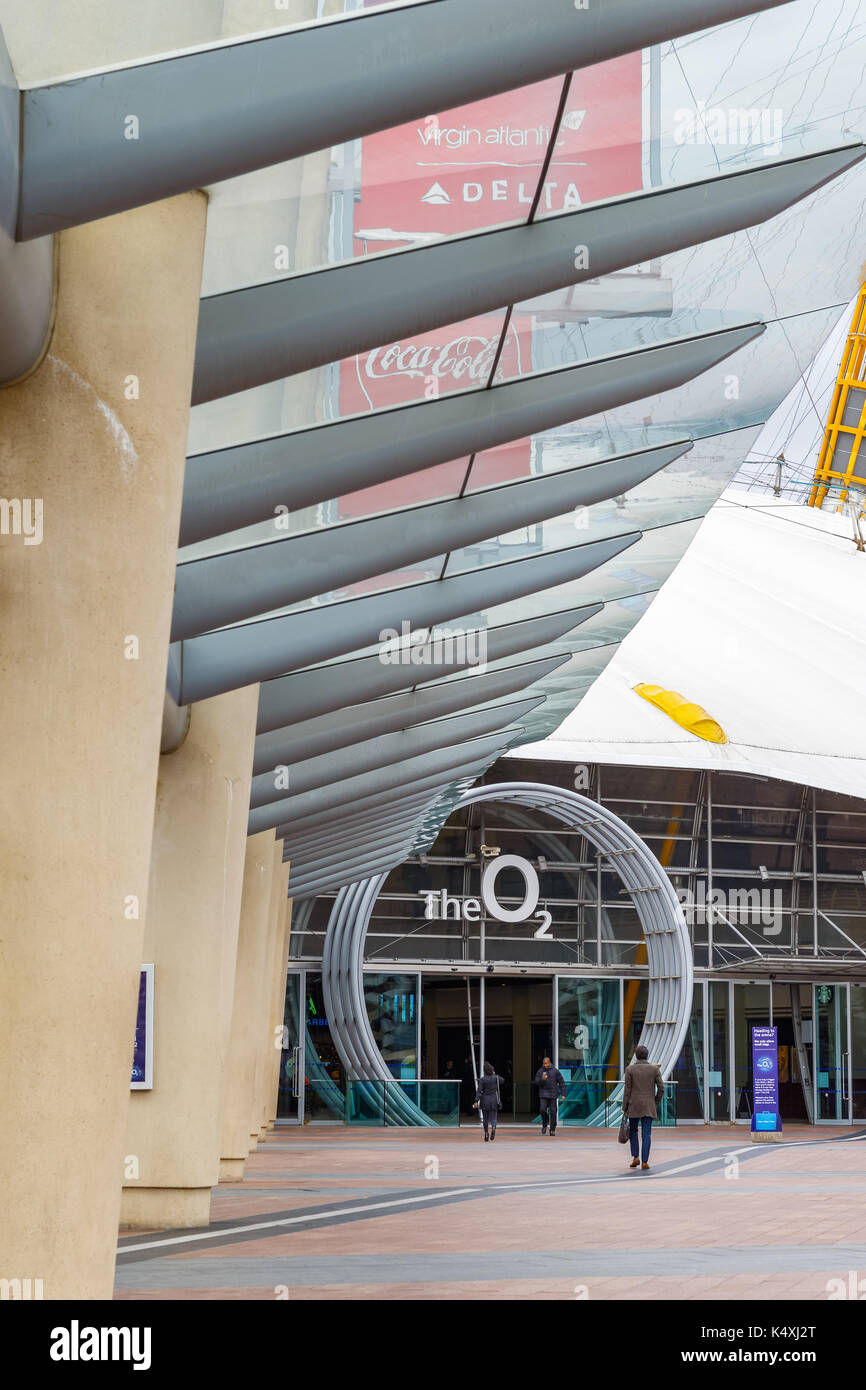 The o2 arena entrance hi-res stock photography and images - Alamy