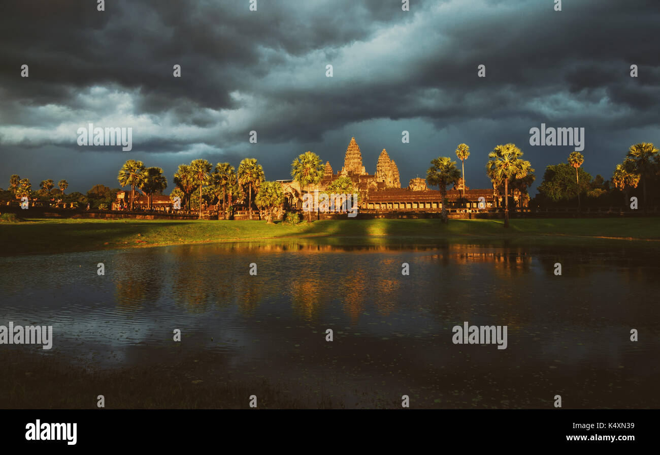 Angkor Wat temple before sunset Stock Photo - Alamy