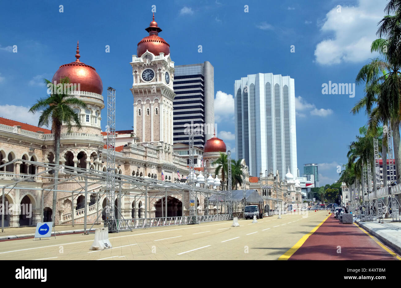 Sultan Abdul Samad Building in KL city Stock Photo - Alamy