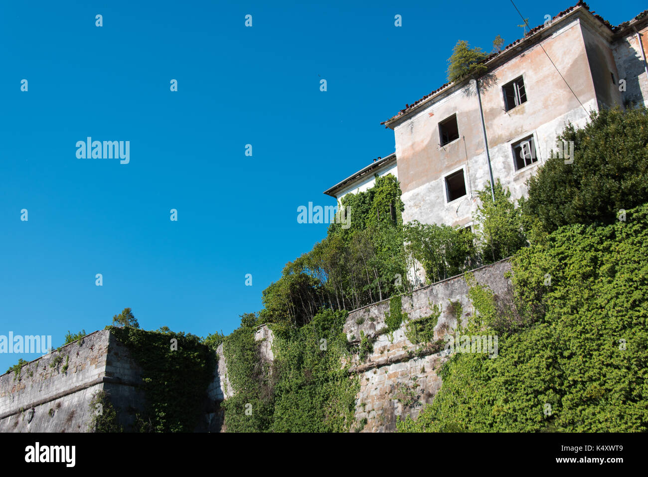 Fortress of Gradisca d'Isonzo. Huge walls and bastions Stock Photo - Alamy