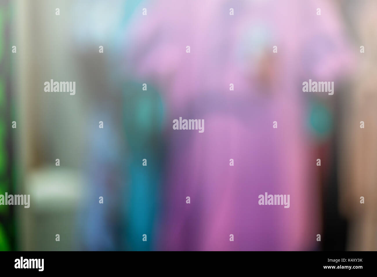 Blurred a clothes store background on a shopping mall Stock Photo - Alamy
