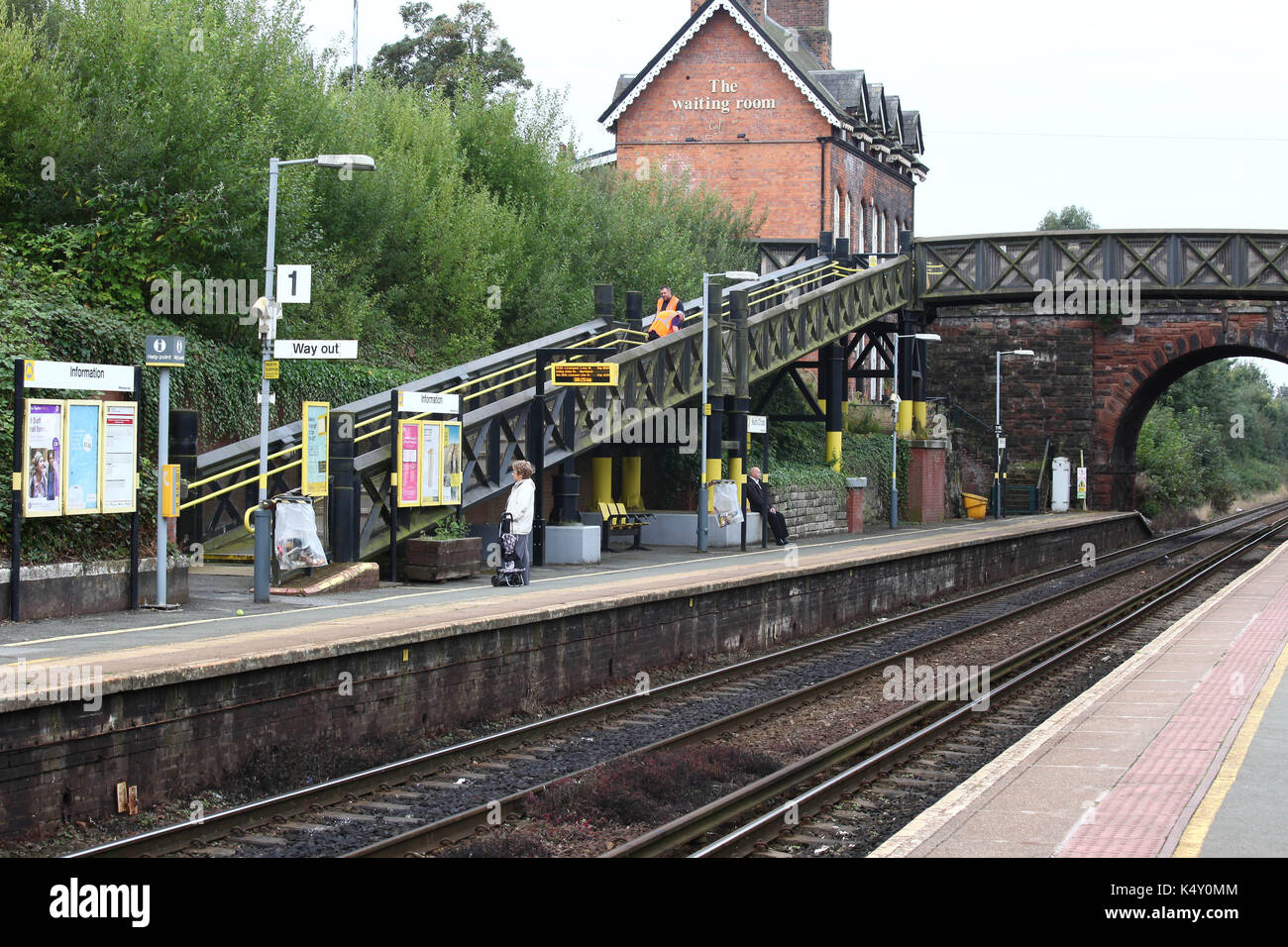 Merseyrail passenger trains hi-res stock photography and images - Alamy