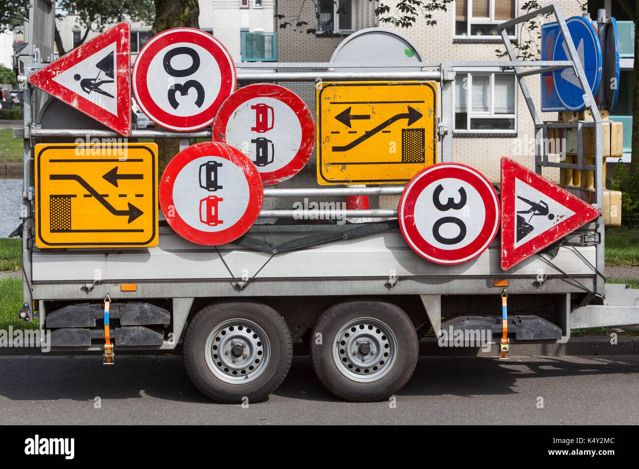 Netherlands sign traffic hi-res stock photography and images - Alamy