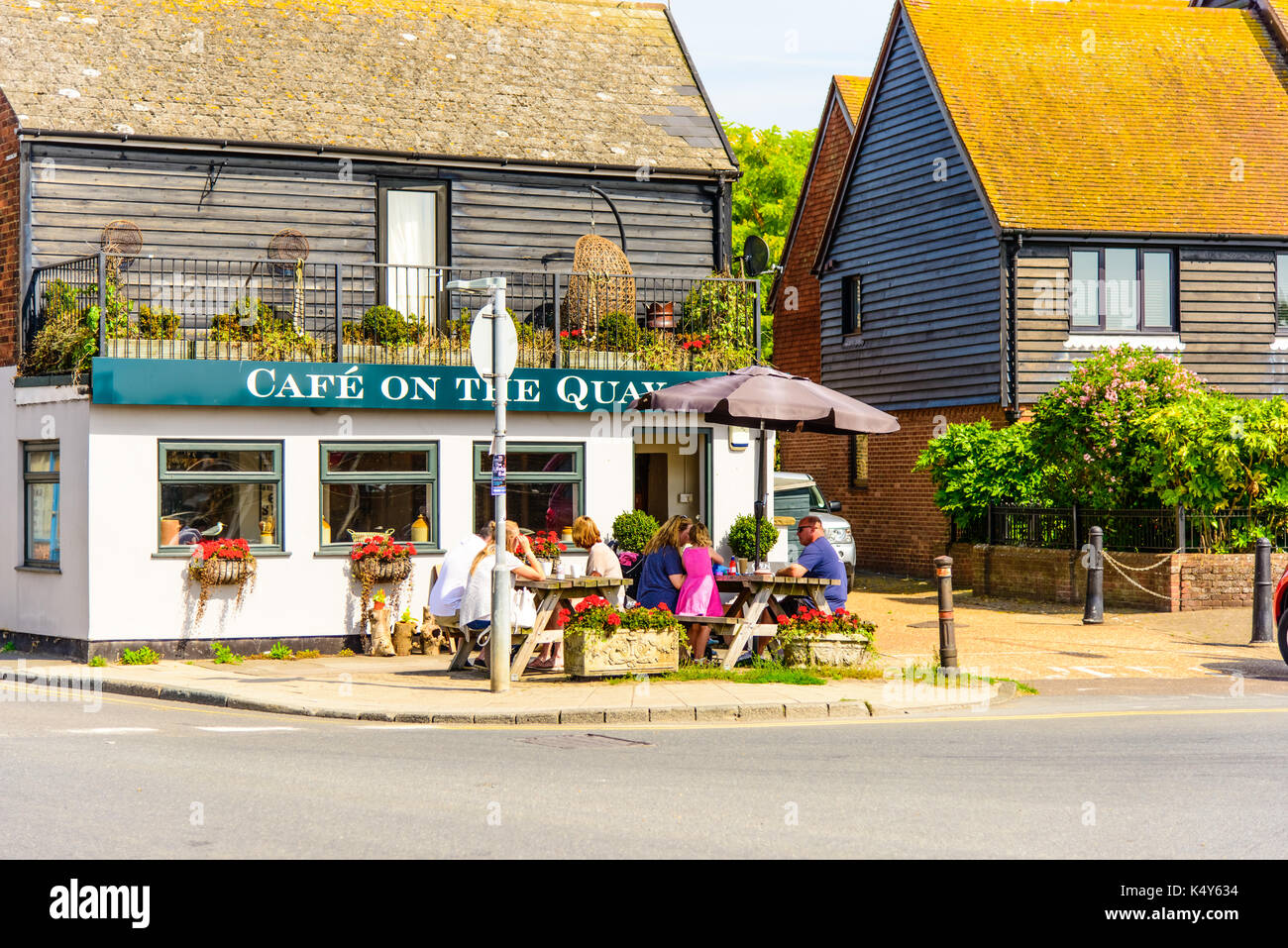 Cafe on the quay at Rye Stock Photo - Alamy