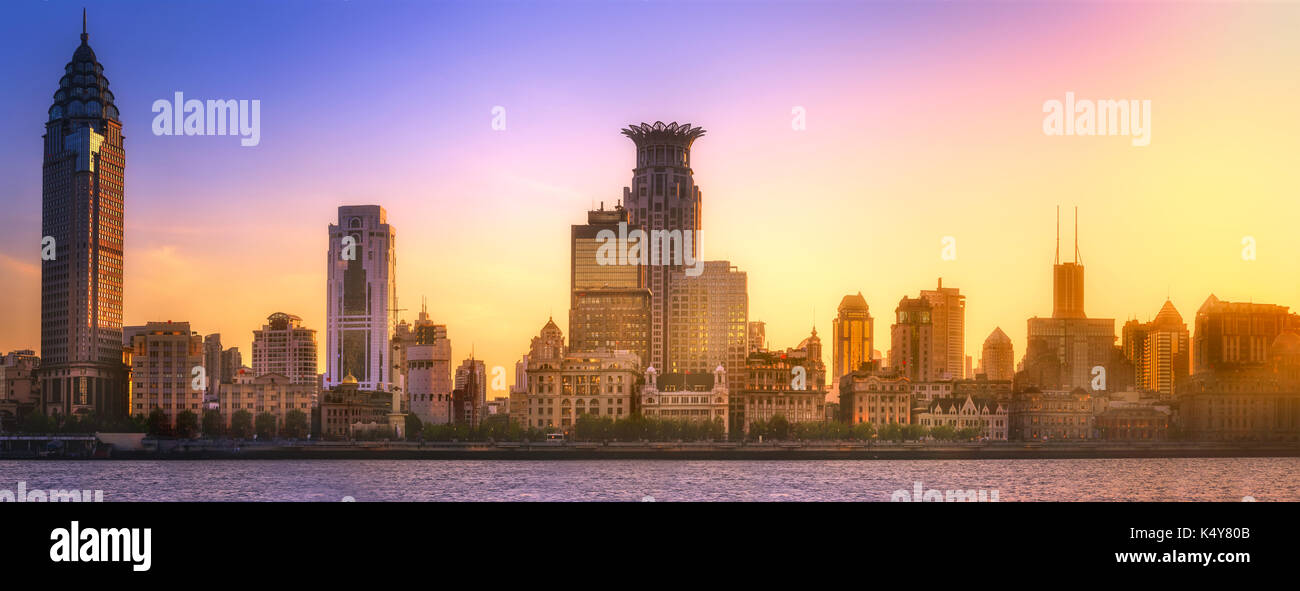 Night shanghai bay downtown reflection hi-res stock photography and ...