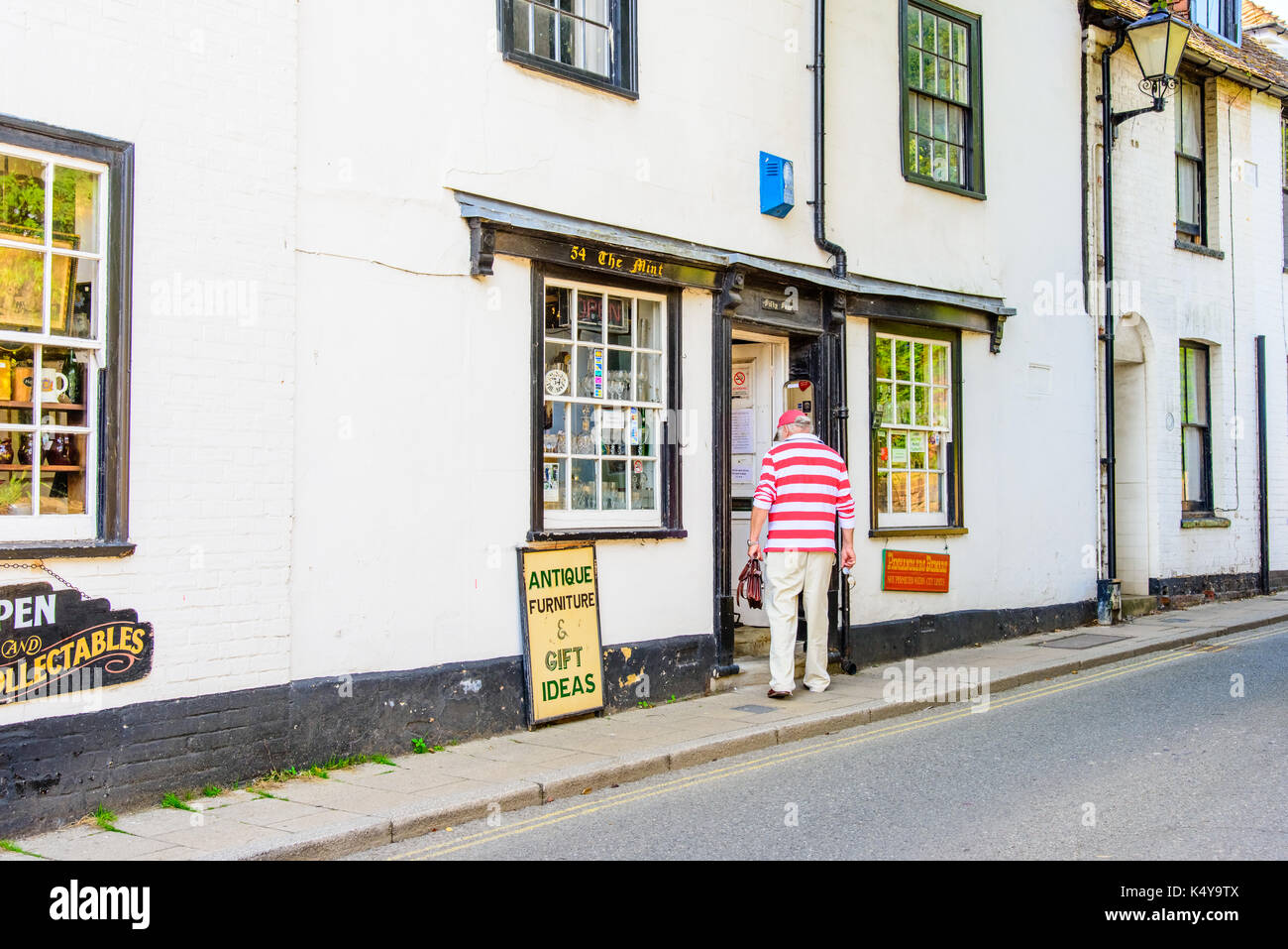Main street shops in Rye Sussex Stock Photo - Alamy