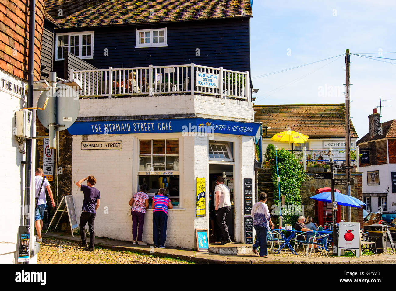 Main street shops in Rye Sussex Stock Photo - Alamy