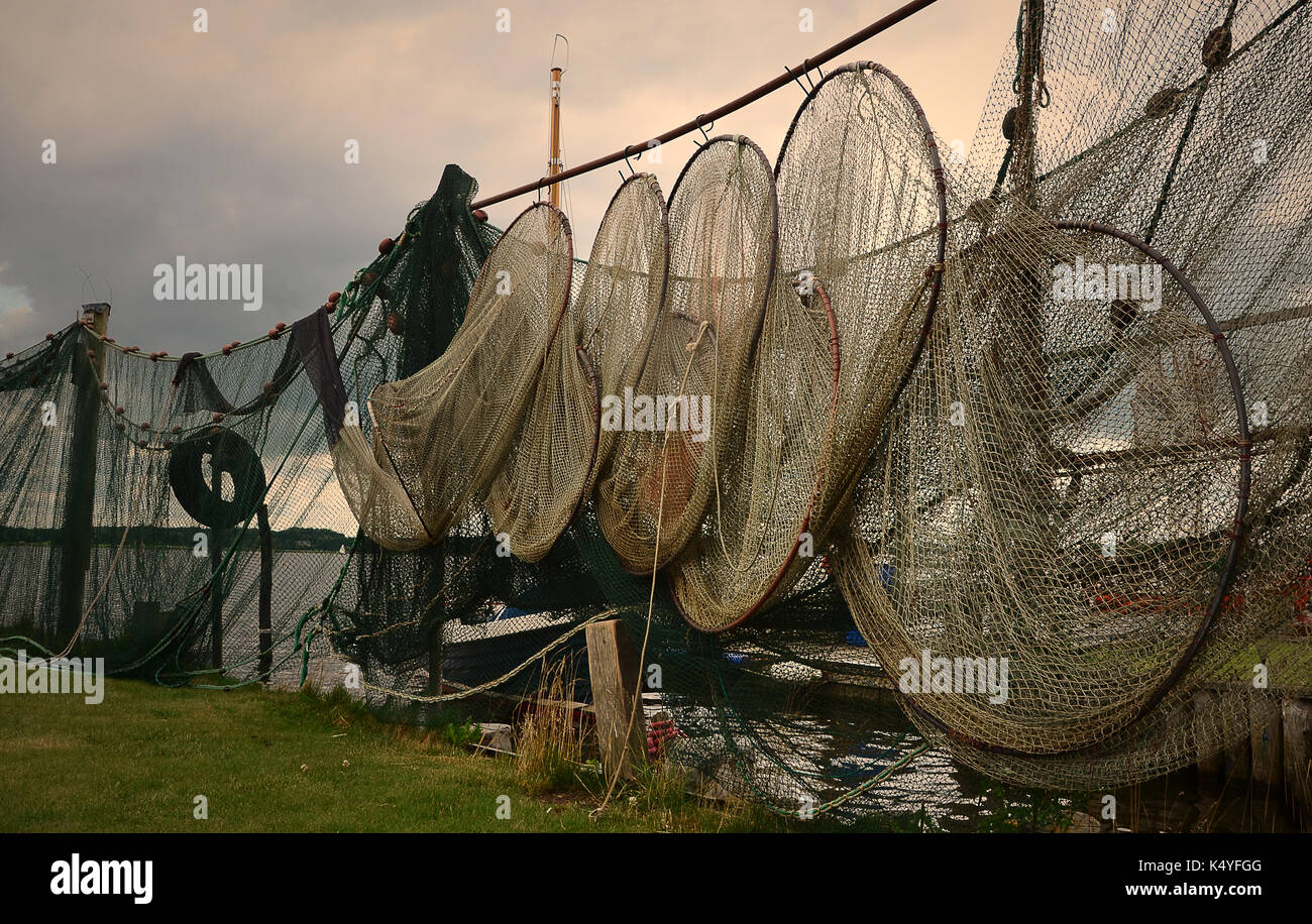 Fish traps fishing hi-res stock photography and images - Alamy