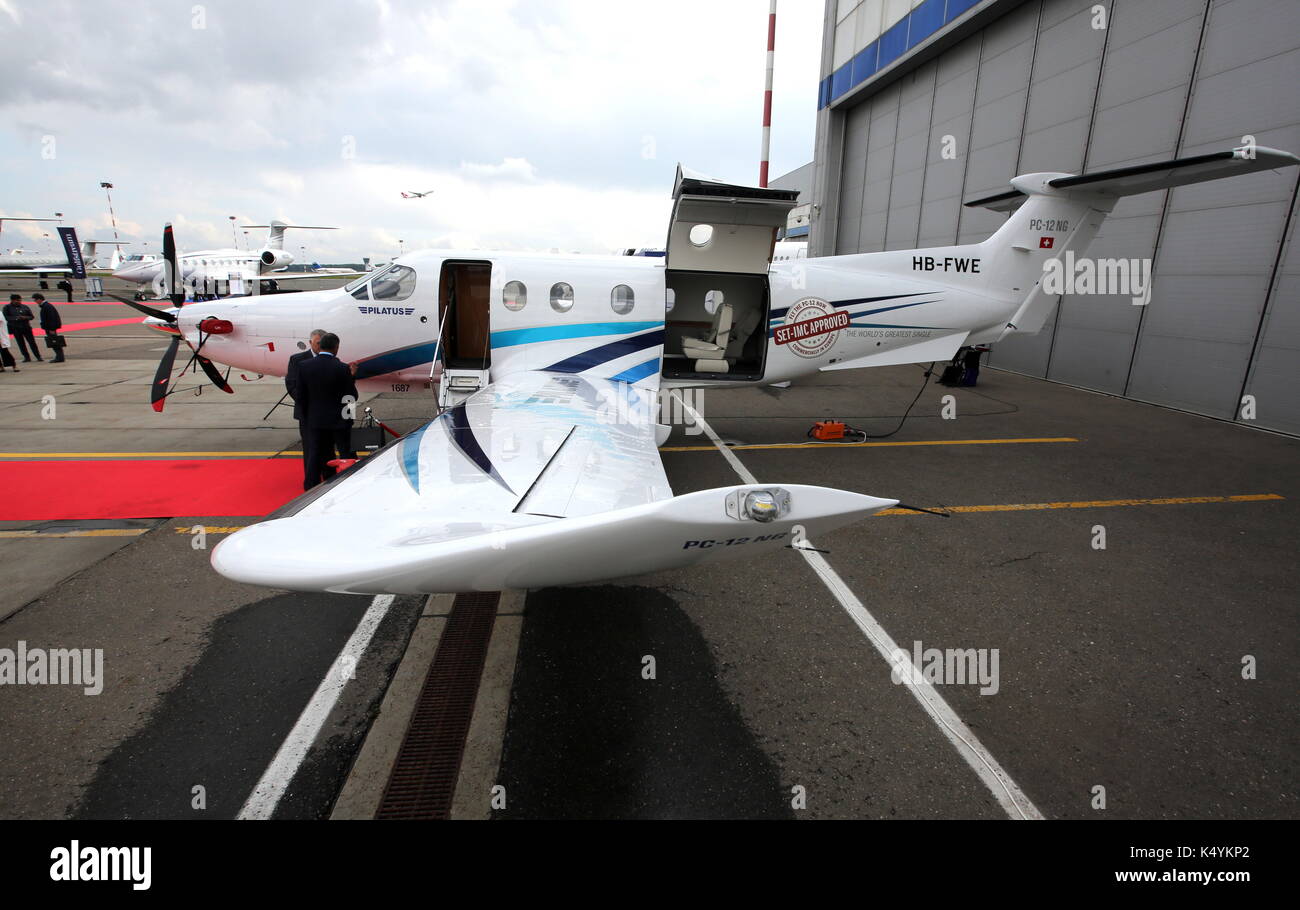 Pilatus Aircraft High Resolution Stock Photography and Images - Alamy