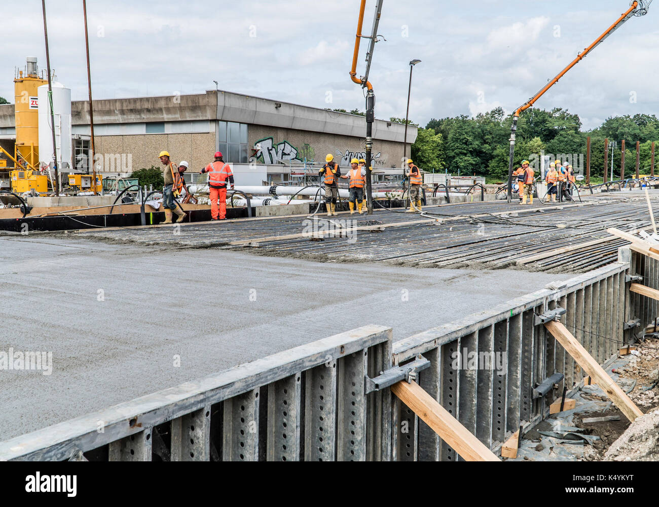 Rastatt, Germany. 7th Sep, 2017. A concrete reinforcement slab is ...