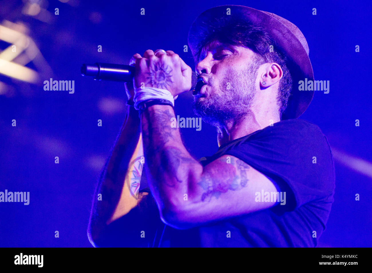 Milan, Italy. 06th Sep, 2017. The Italian singer-songwriter Fabrizio ...